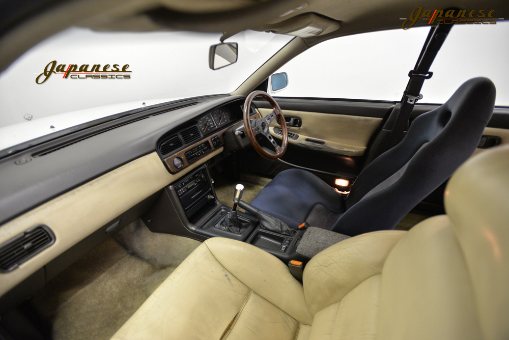 1989 Nissan C33 Laurel – Japanese Classics