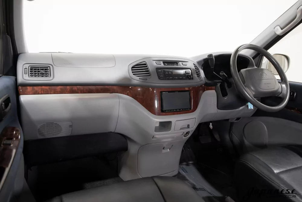 1998 Toyota HiAce Regius – Japanese Classics